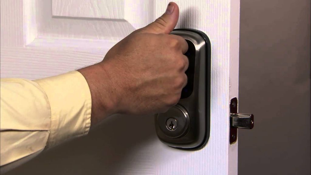 4 Features of The High-Tech Security: Touchscreen Door Lock - Iso Tech ...